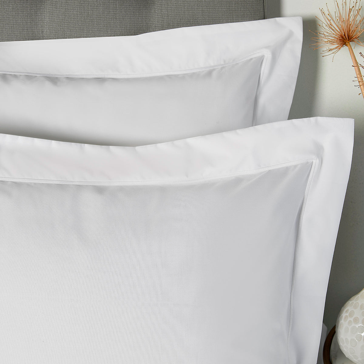 Duvet Cover Set Baratta by Appletree Boutique in White – Stylish Home