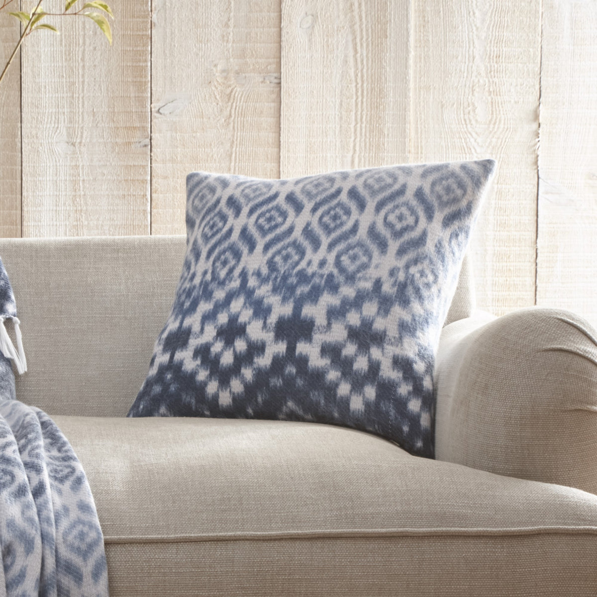Cushion Sakari by Appletree Hygge in Blue – Stylish Home